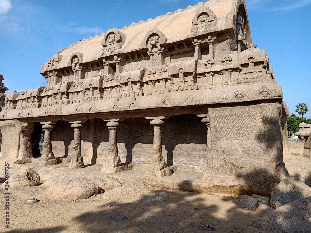 Mamallapuram : A world heritage place: Shore temple, Descent of the ...