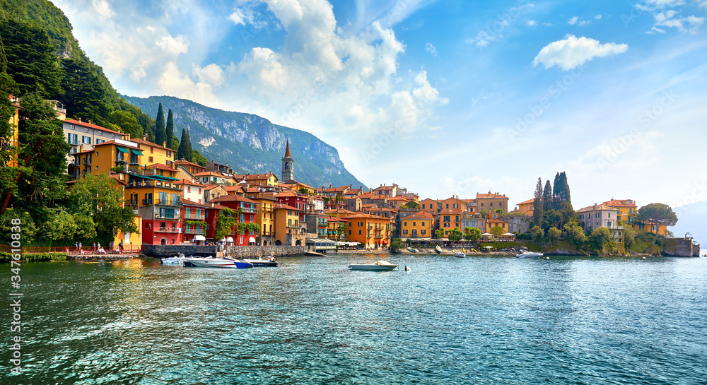 Varenna, Italy. Picturesque town at lake Como. Colourful motley ...