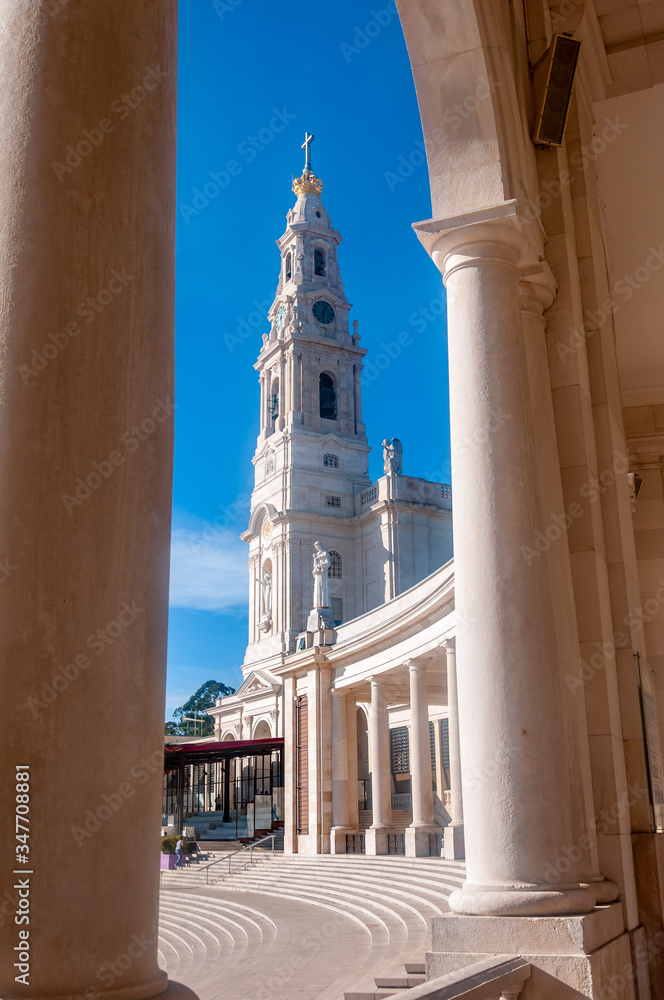 Fatima, Portugal. View of the Basilica of Our Lady of the Rosary ...