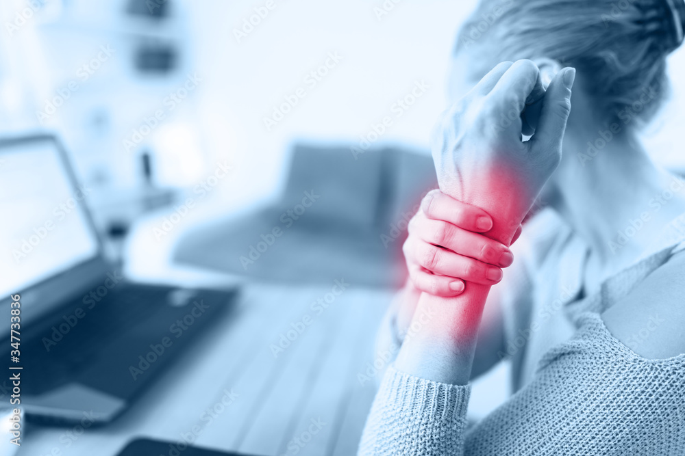 Repetitive strain injury RSI from continuous working on a computer ...