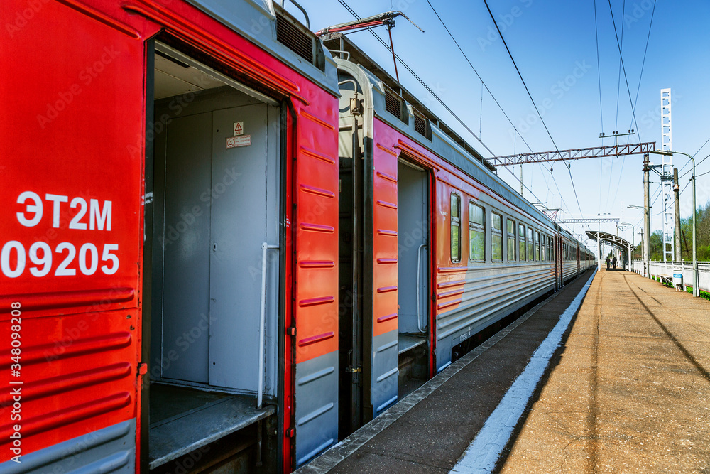 Foto de Moscow, Russia, 11/05/2020: The Russian Railways train at the ...