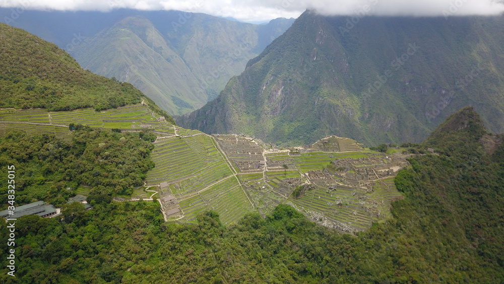 Foto de Machu Picchu in Peru, Drone view, Inca Archeology, Inca empire ...