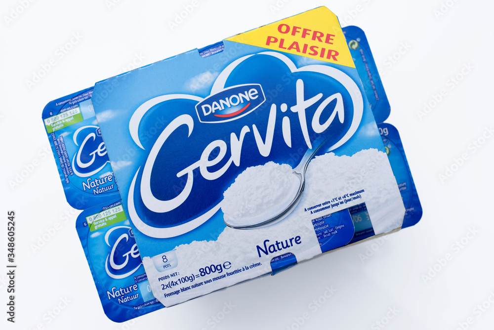 pack de fromage blanc et crème fouettée Gervita de Danone en promotion ...