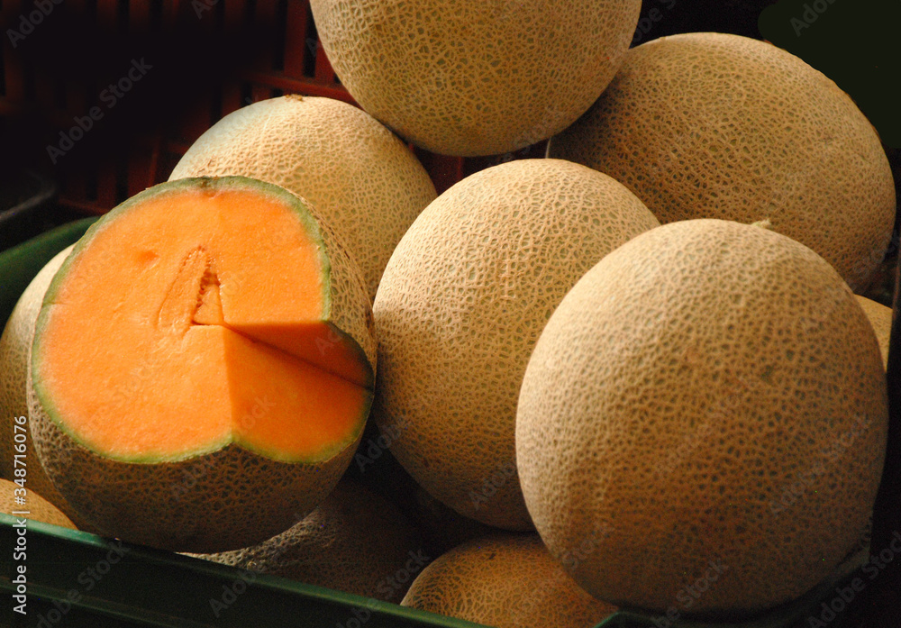 melon fruta de buen sabor del tropico Stock Photo | Adobe Stock