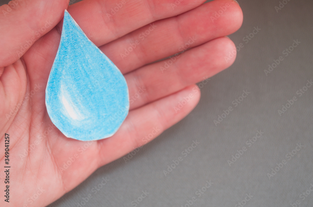 Foto de hands holding paper cut water drop, World Water Day, Clean ...