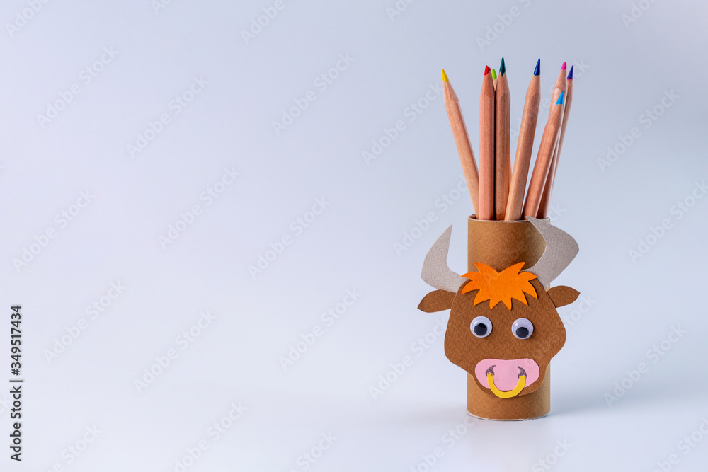 ox or bull toilet paper roll craft concept for kid and kindergarten ...