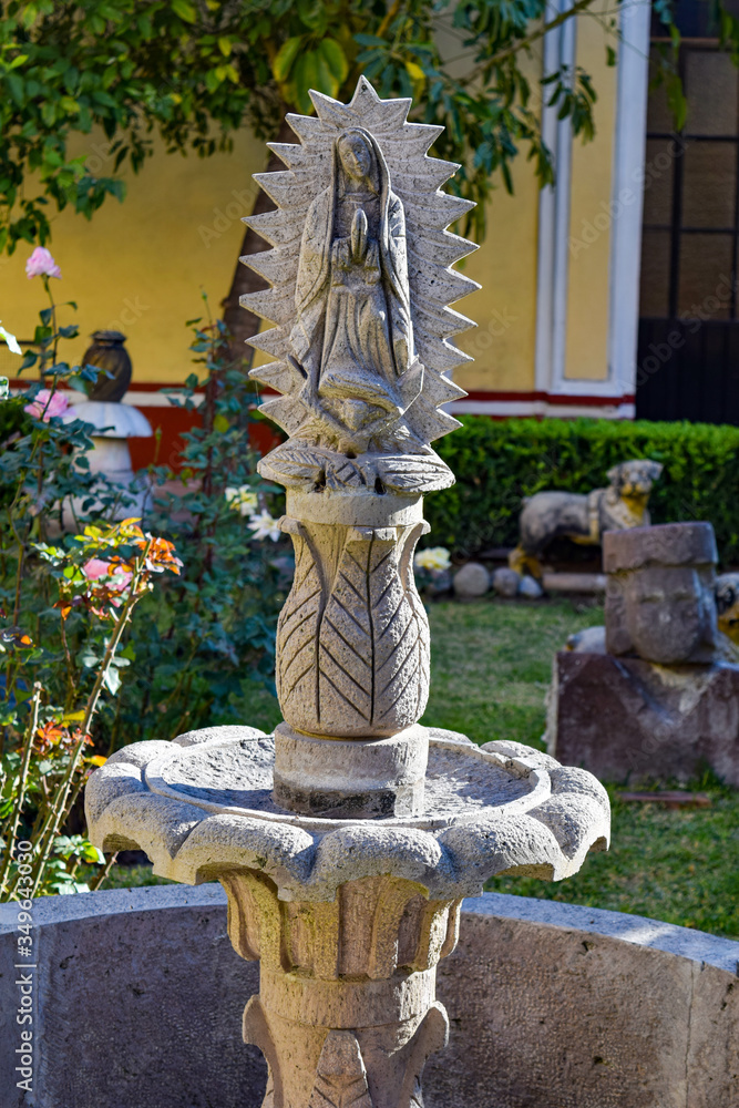 escultura cantera Stock Photo | Adobe Stock