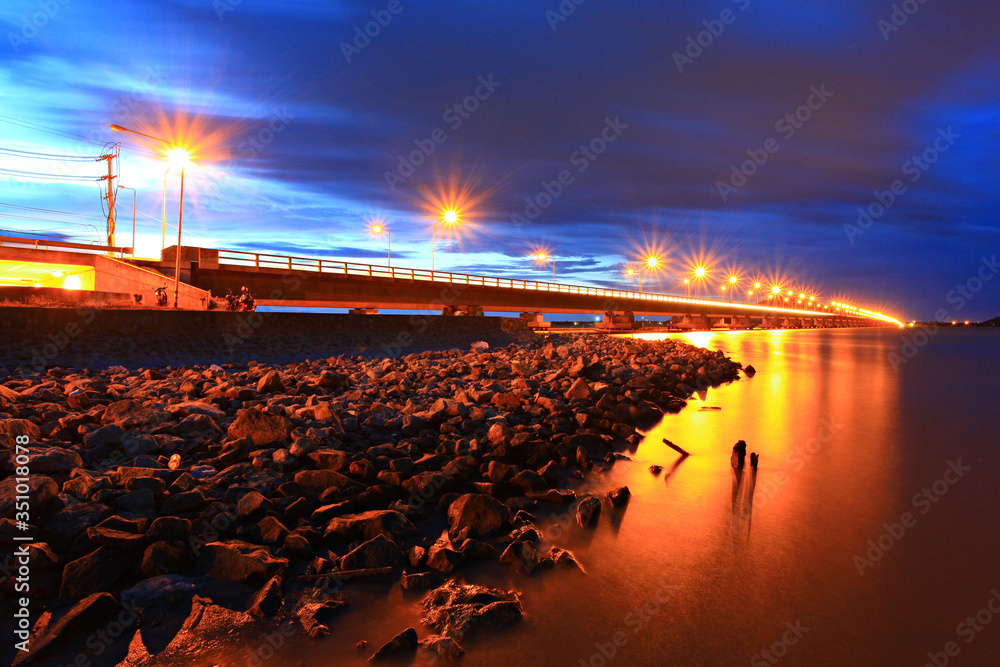 Long concrete bridge linking Koh yo island and mainland, Tinsulanonda ...