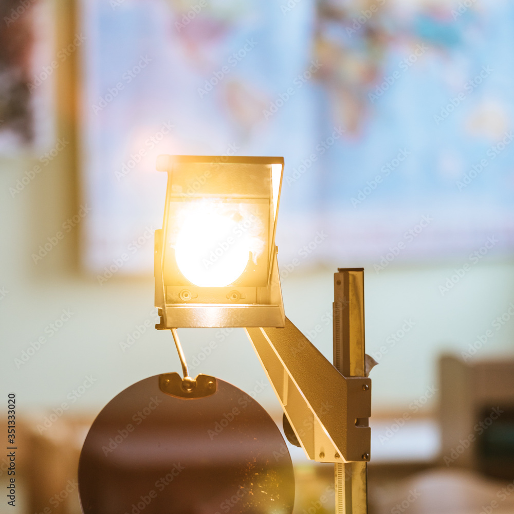 Schooling concept: Retro overhead projector in classroom, educational ...