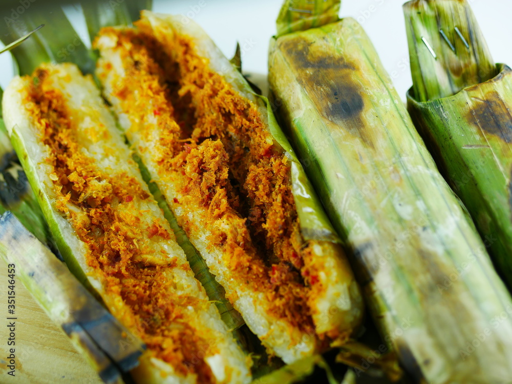 Gogoso is a type of dumpling made using black glutinous rice or white ...