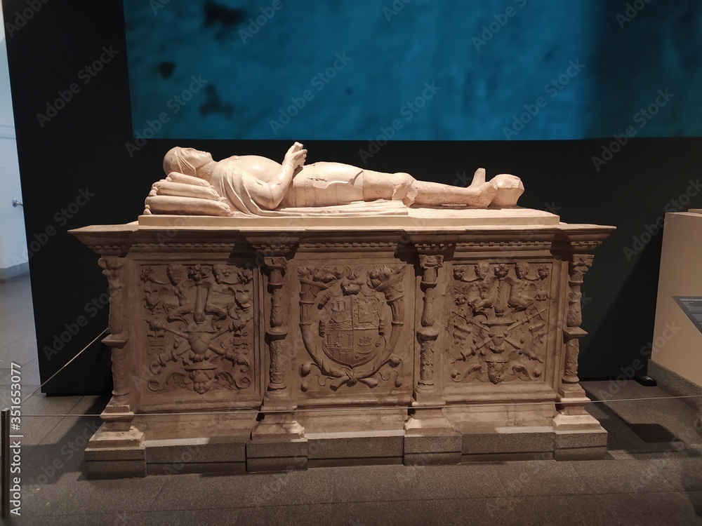 Tumba medieval Stock Photo | Adobe Stock