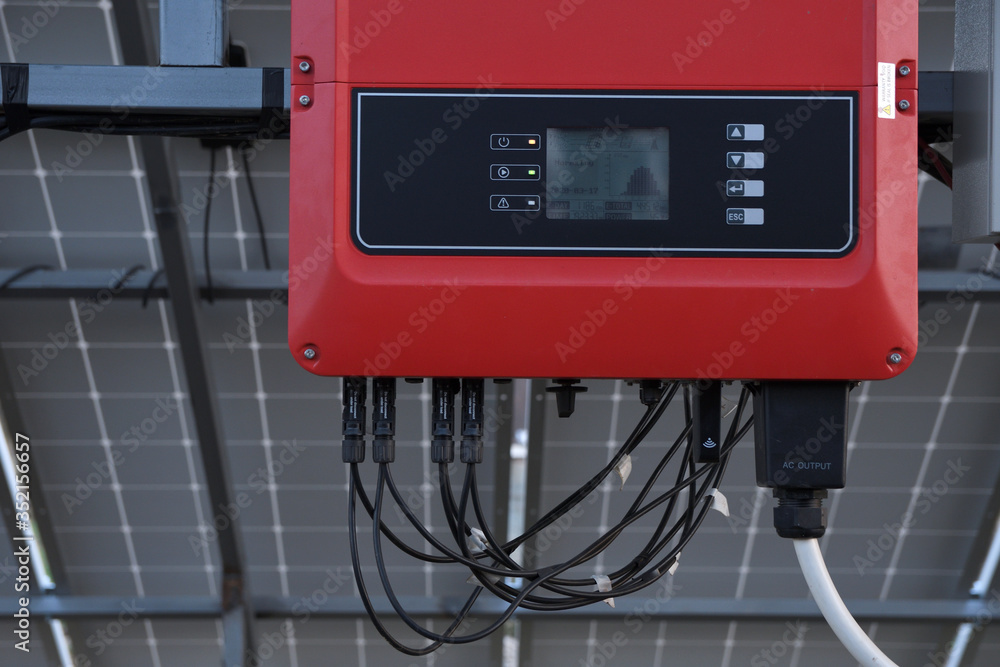 Solar battery management system. Controller of power, charge of the ...