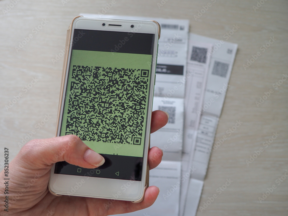 scan the QR code from payment forms using your smartphone Stock Photo ...
