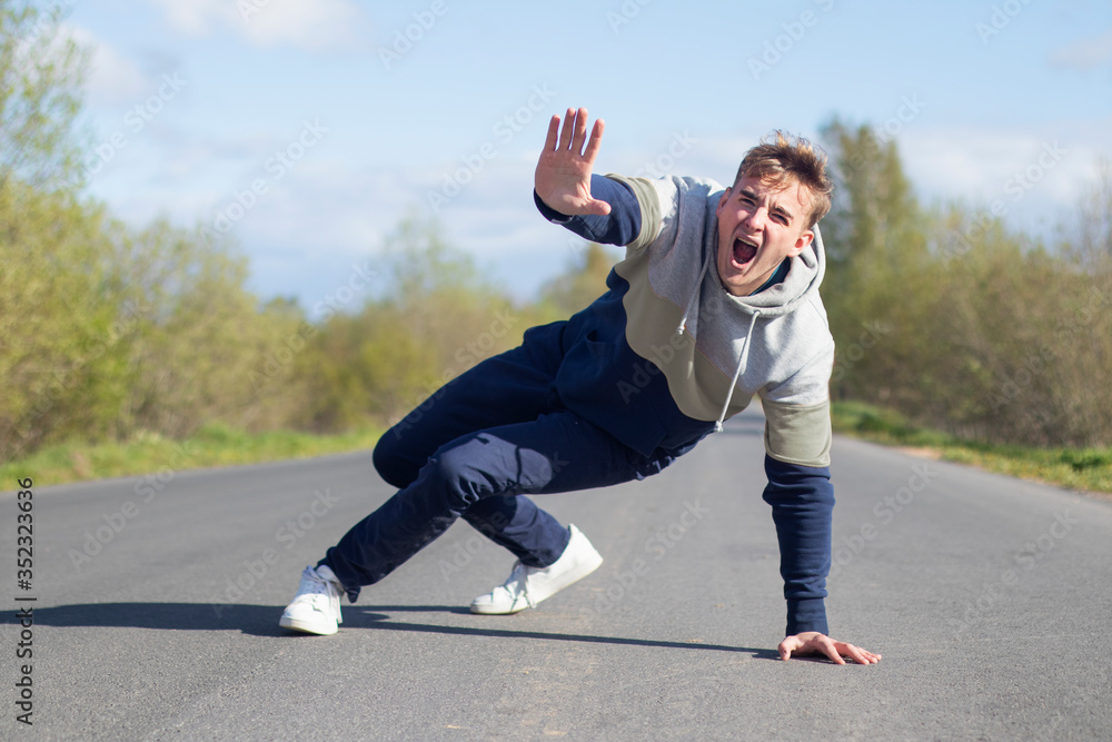 Frightened terrified scared man fall, screaming. Accident, scene on ...