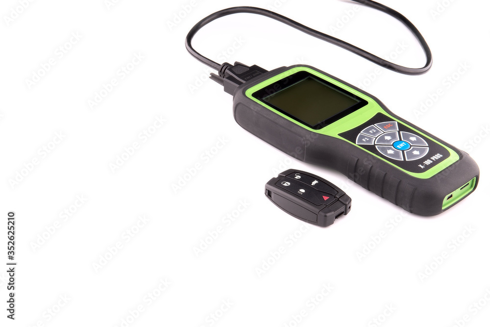 Car key programmer with car smart key and with imobilazer chips on ...