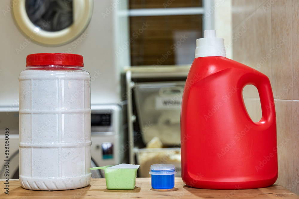 Comparision of powder and liquid laundry detergent against washing ...