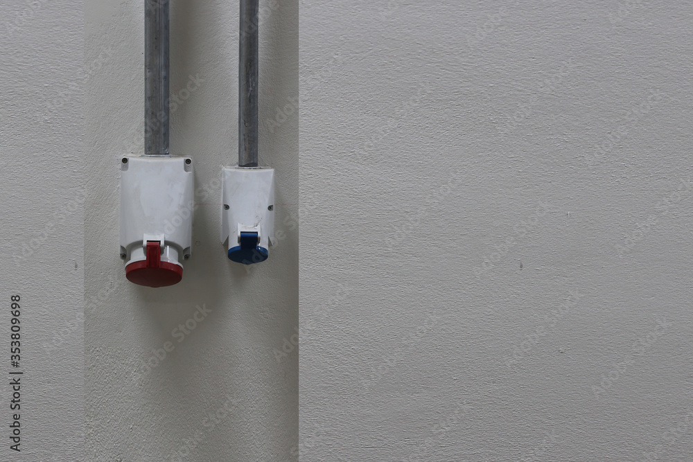 Power Plug for factory,installation imc conduit and support at wall for ...