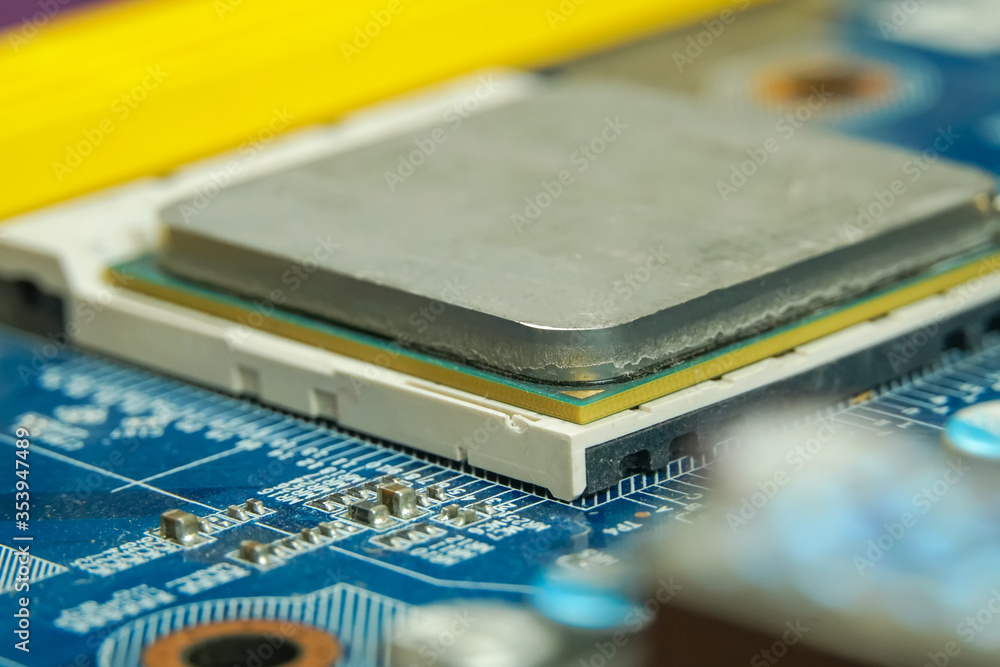 Removing and replacing a computer processor CPU. Installing and removing a computer processor ...