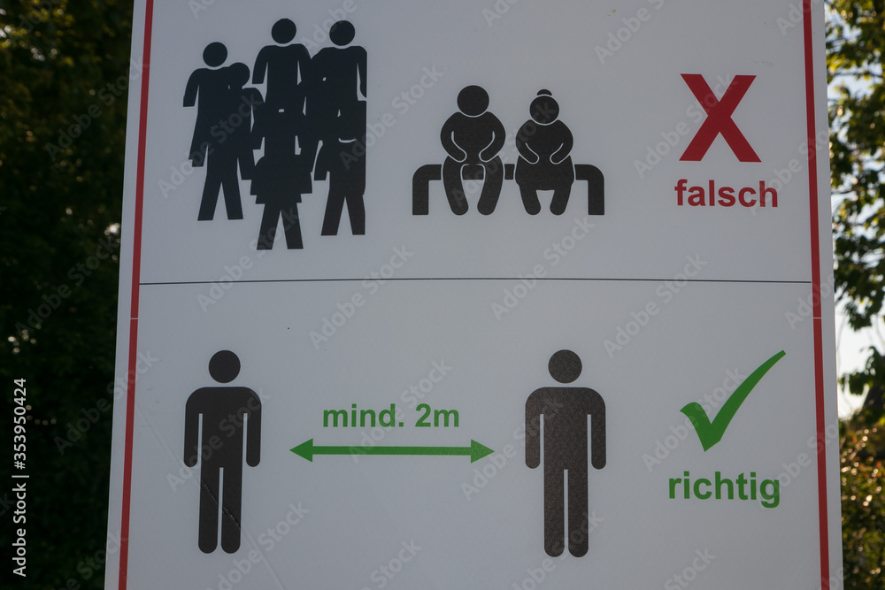 Hinweisschild zu Abstandsregelungen, Mindestabstand 2 m halten, keine ...