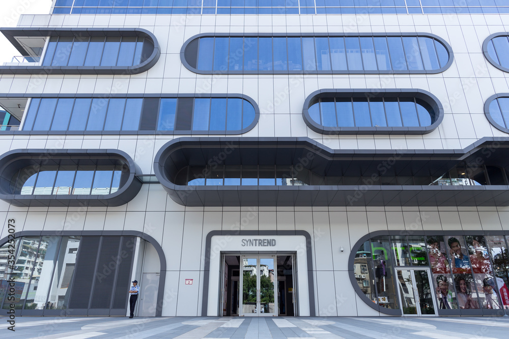 Syntrend Creative Park closed to Guanghua Digital Plaza Computer Market ...