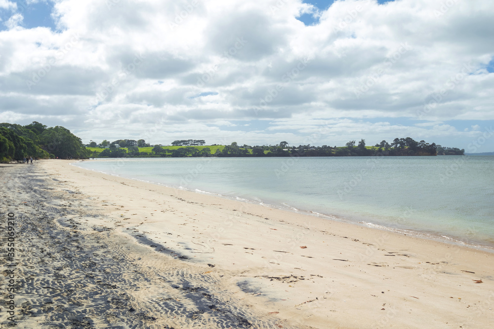 Landscape Scenery of Awhitu Regional Park Beach during Low Tide ...