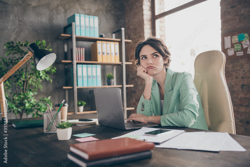 Profile photo of pretty business lady notebook table insurance agent ...