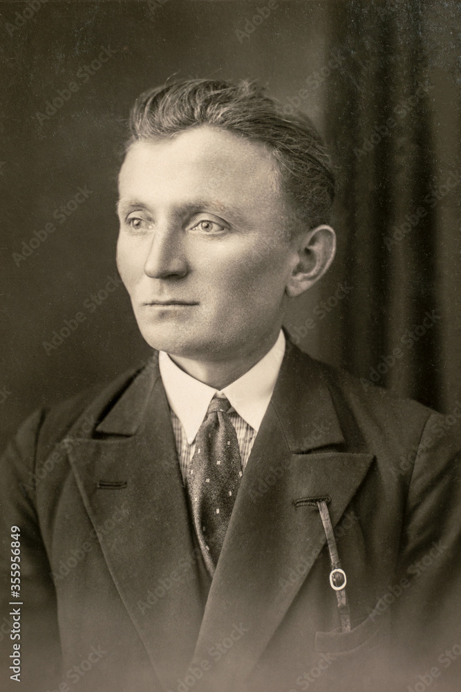 1920s Guy