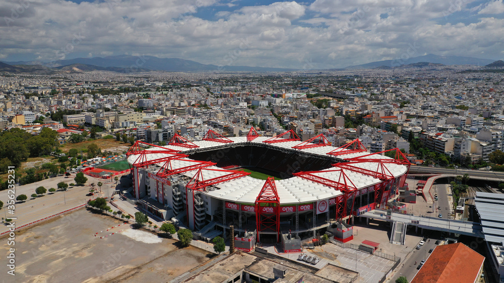 Foto de Aerial drone photo of famous stadium of Olympiakos known as ...