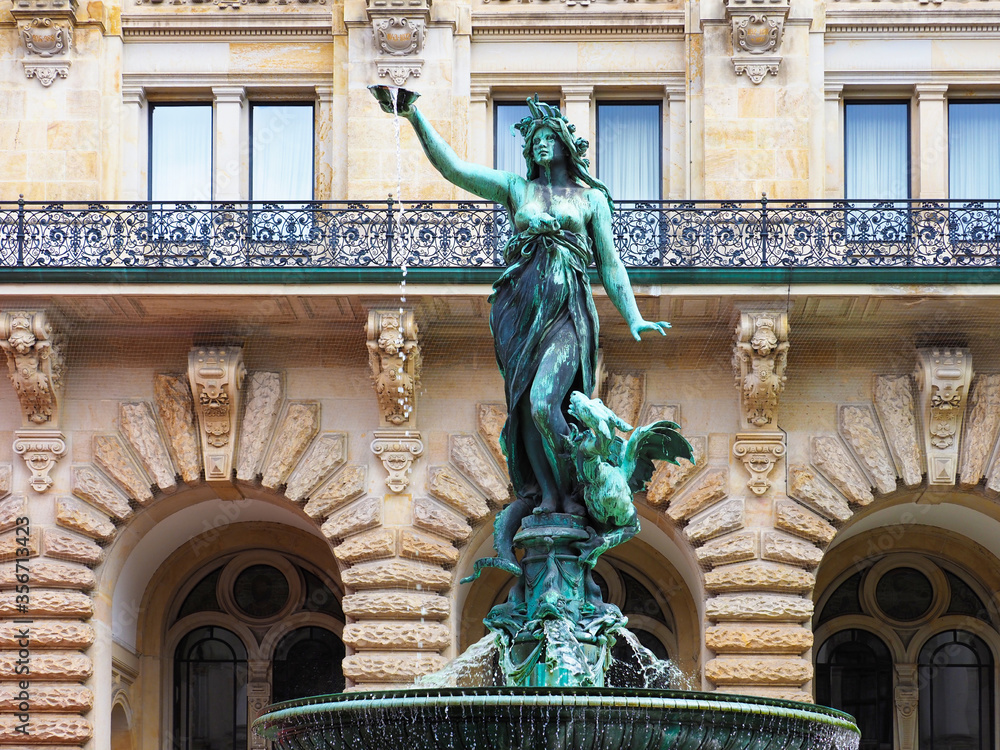 Foto de Statue of Hygieia - the goddess of health and hygiene. Hygieia ...