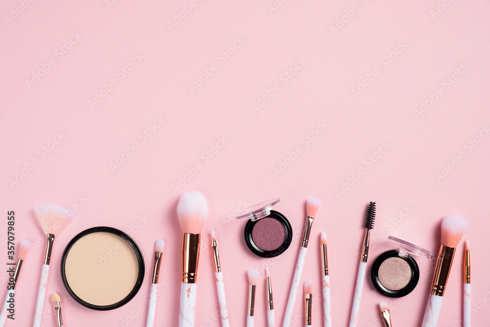 Make Up Items Wallpaper