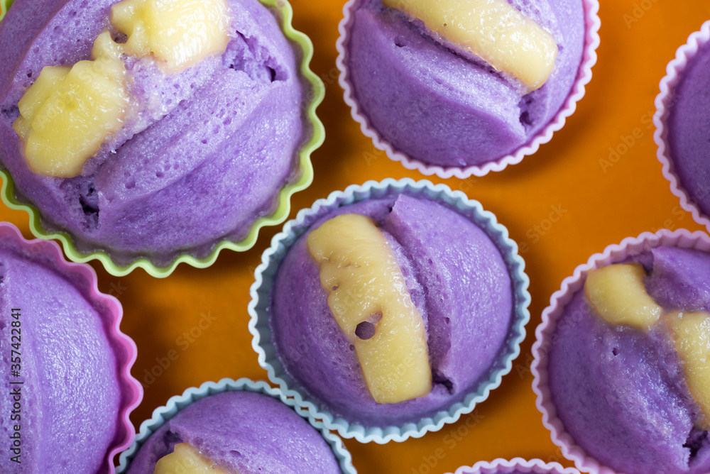 Ube puto with cheese. A Filipino style rice cupcake muffin with ube ...