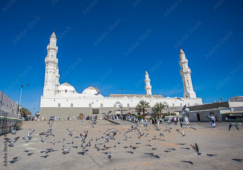 Quba Mosque, the first mosque build by prophet Muhammad in Medina ...