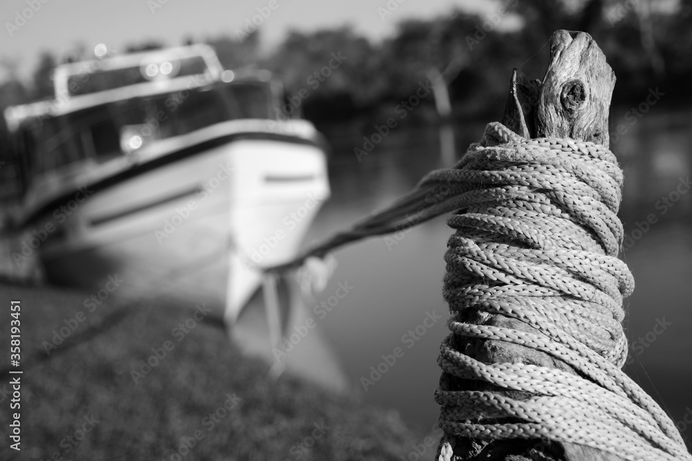 Soga y barco Stock Photo | Adobe Stock