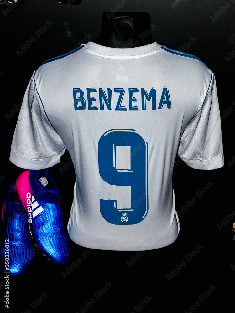 MADRID - APRIL 14, 2018: Karim Benzema 9 France, Actual shirt of season ...