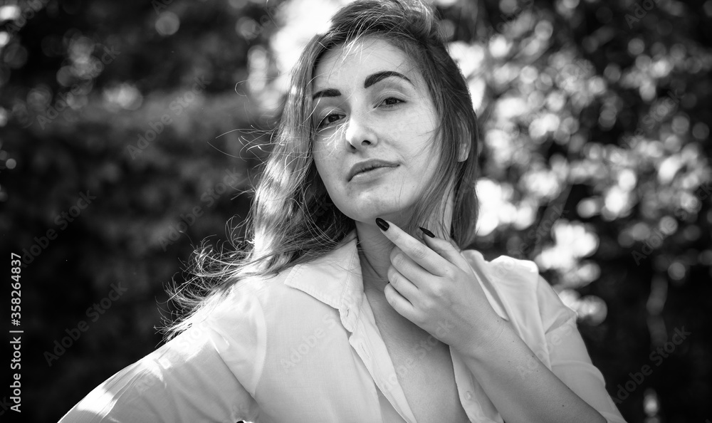 Trend No makeup no retouch, real woman's beauty, as she is, body ...