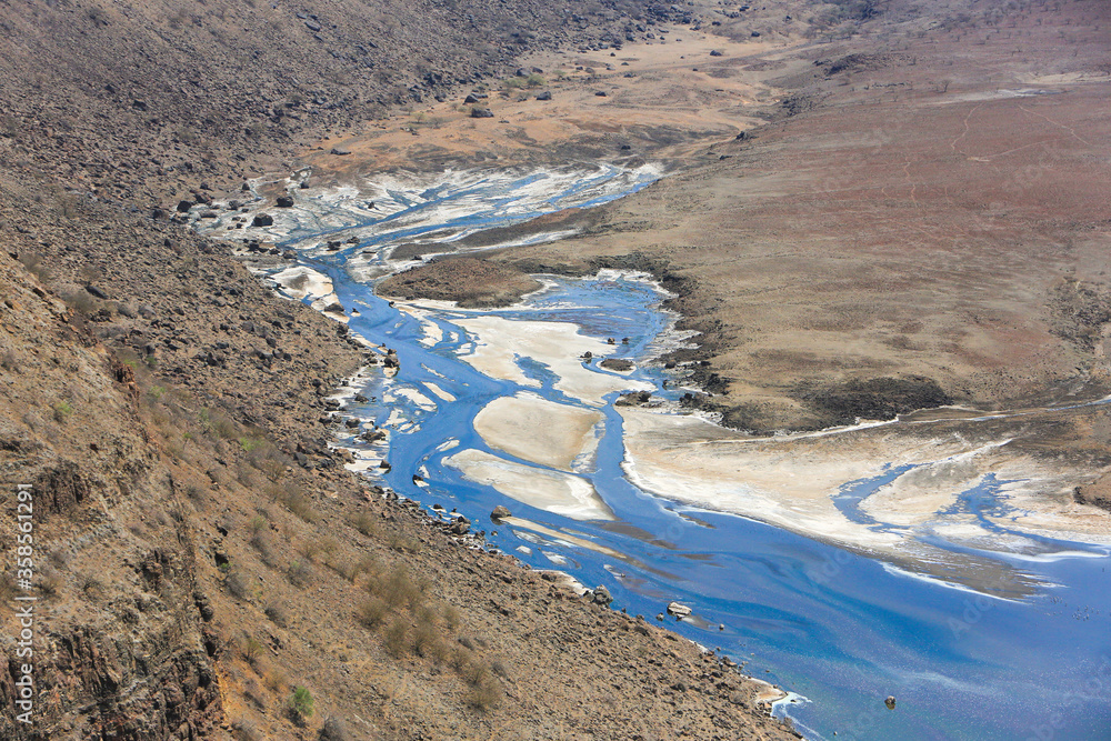 Foto de Aerial view of Lake Magadi in the Great Rift Valley of Kenya ...