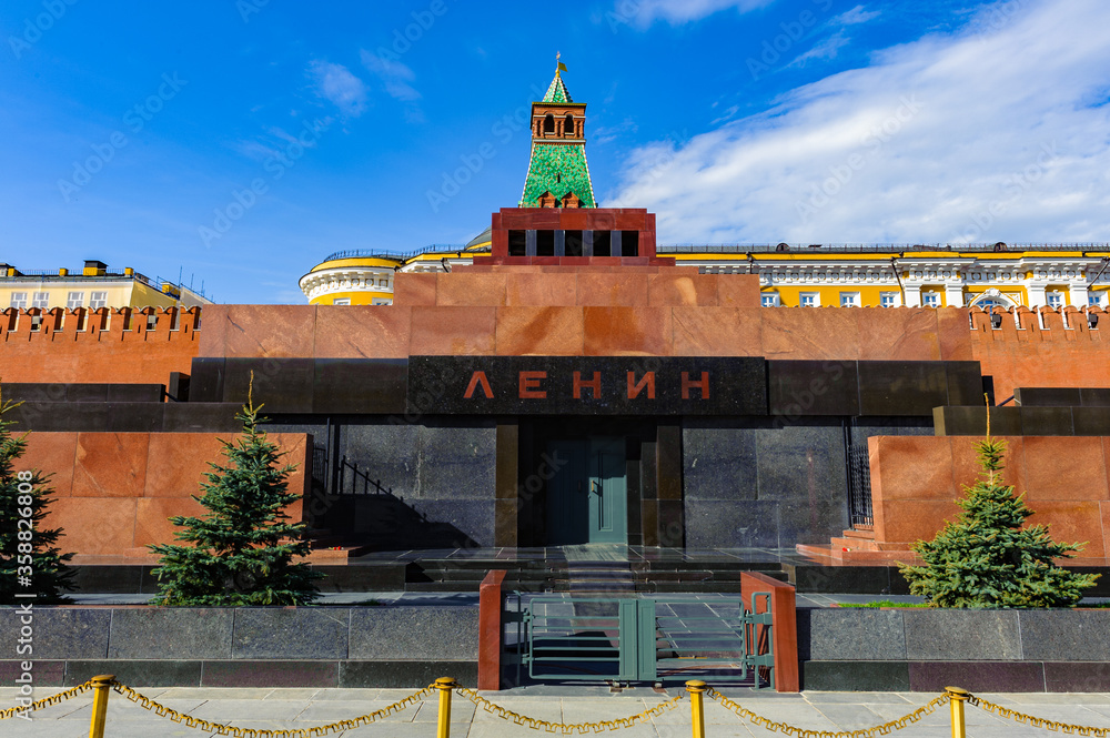 It's Lenin's Mausoleum also known as Lenin's Tomb, situated in Red ...