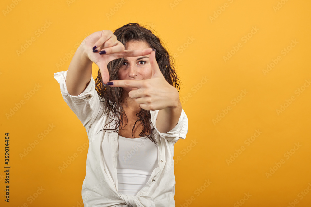 Hands making photo frame, fingers framing distance, photography sign ...