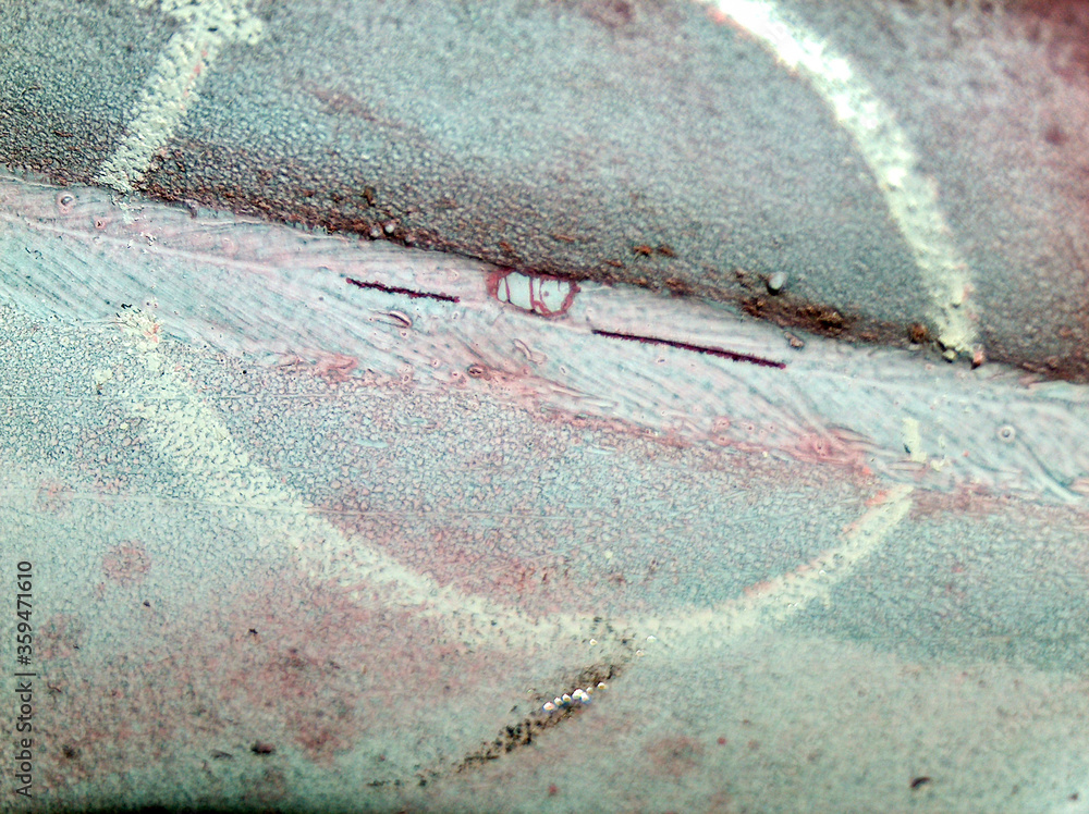 Craks indication on the surface of the weld metal after liquid ...