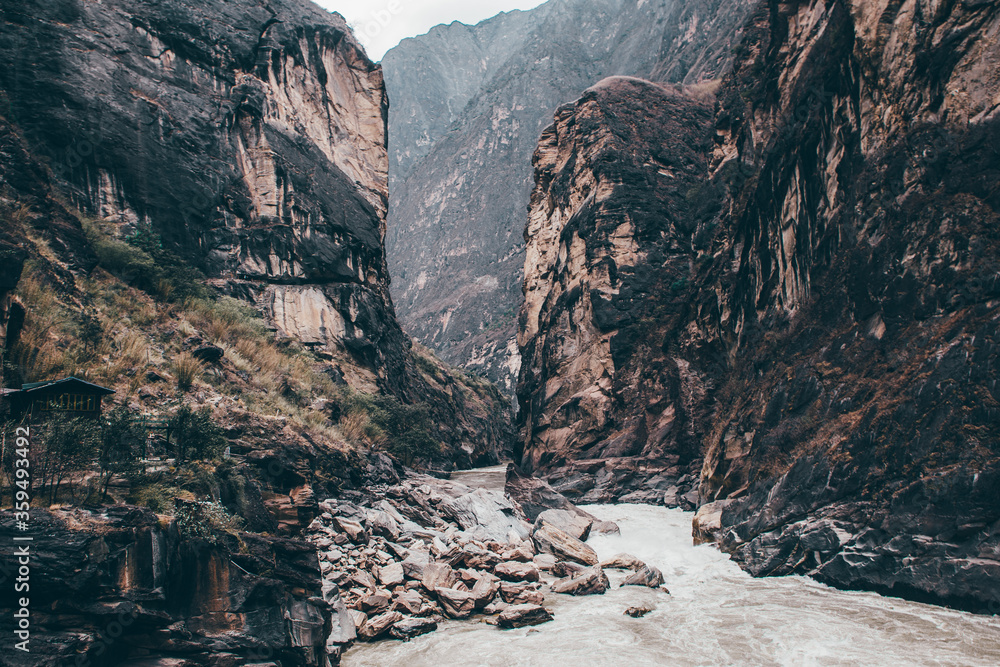 Tiger Leaping Gorge, the origin of Yangtze River, in Yunnan Province ...