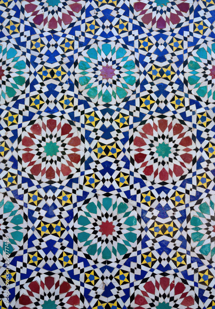 ISLAMIC ART IN MOROCCO. ISLAMIC PATTERNS IN CERAMIC, WOOD AND STONE ...