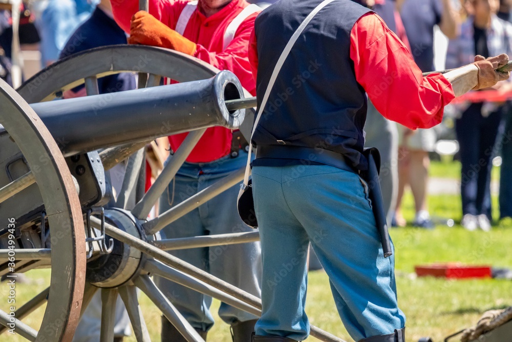 men loading a cannon during an American civil war reenactment Stock ...