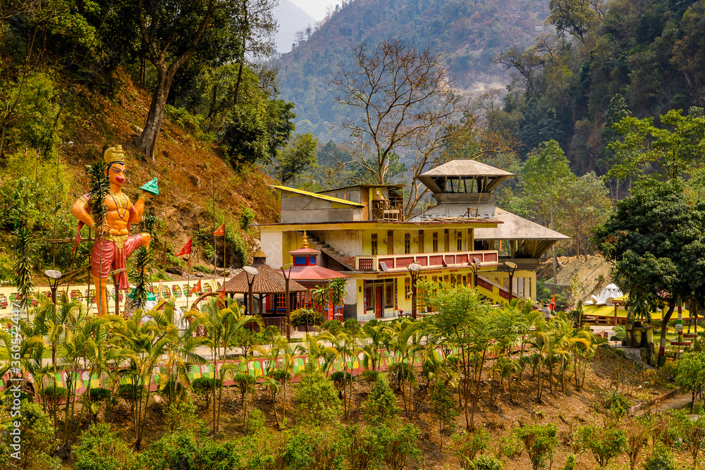 LEGSHIP, INDIA - MAR 16, 2017: Figure at the Kirateshwar Mahadev Temple ...