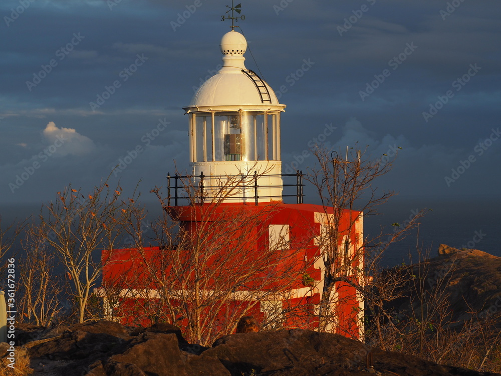 Phare de la presqu'île de la caravelle en Martinique Stock Photo ...
