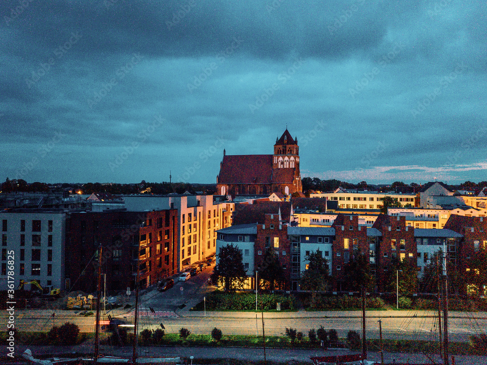 Greifswald und Museumshafen von oben - Luftbild bei Sonnenuntergang ...
