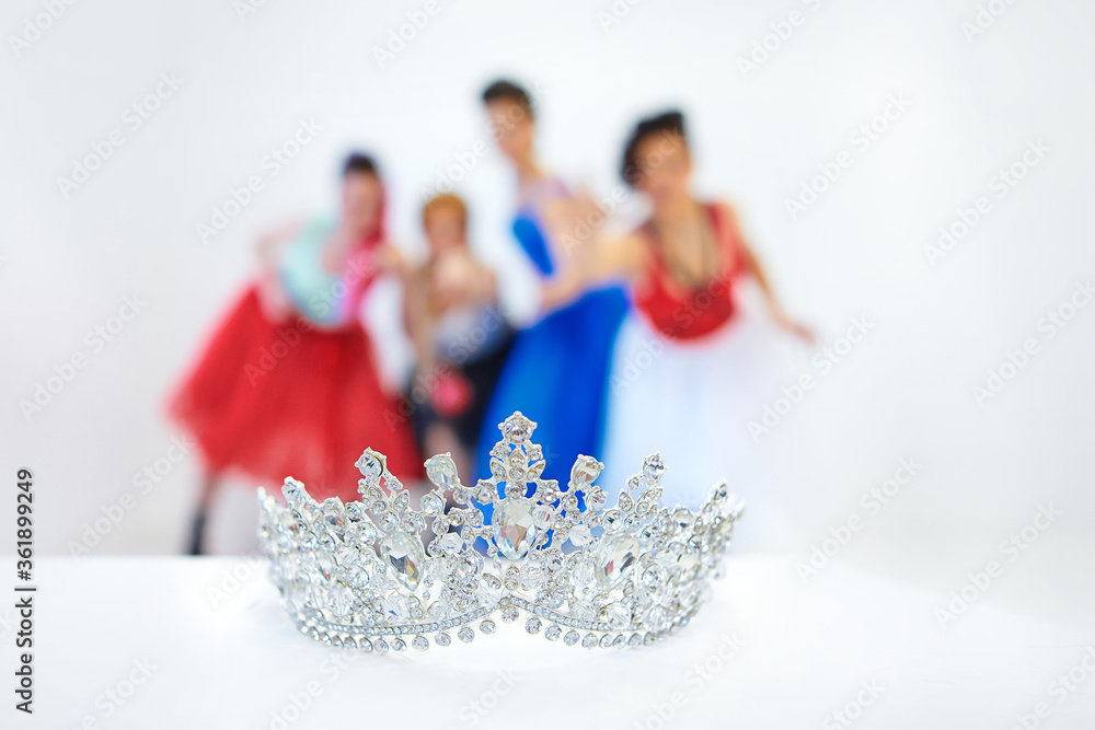 Contestants of the Miss Queen beauty pageant fight for a precious ...