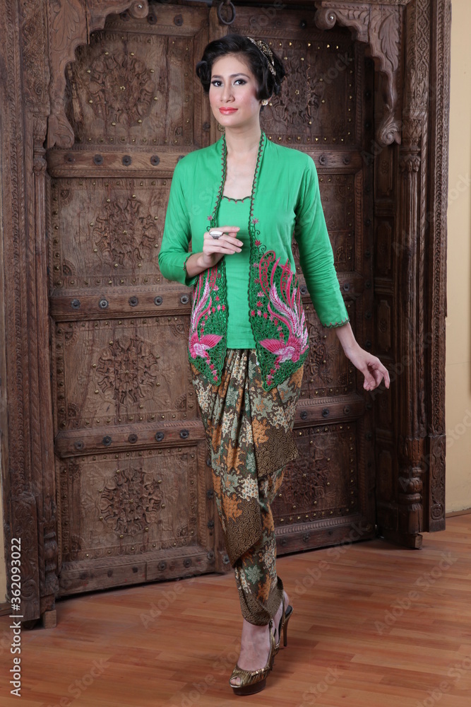Beautiful woman wearing an elegant kebaya, kebaya is a traditional ...
