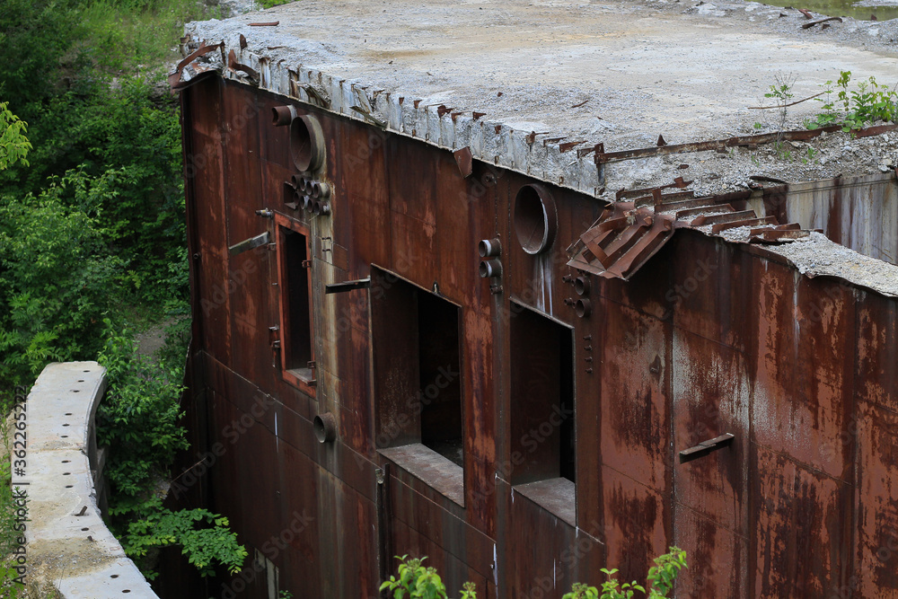 Incredible Cold War era building. 60 meter underground shelter. The ...