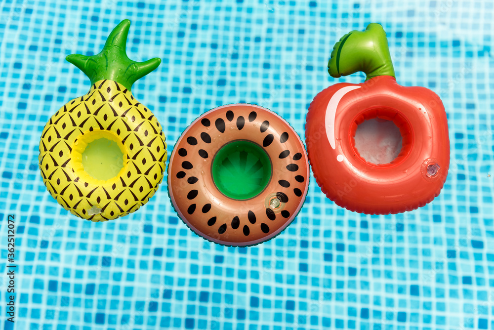 Foto de Inflatable circle fruits pineapple, apple, watermelon, floating ...