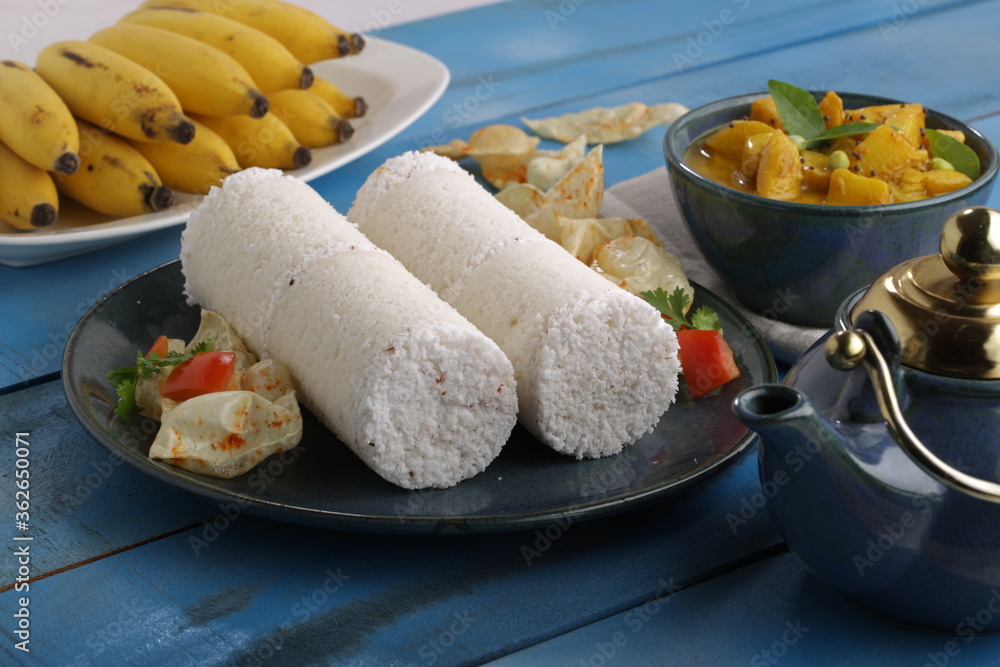 PUTTU or WHITE RICE PITTU ,Kerala special breakfast items made using ...